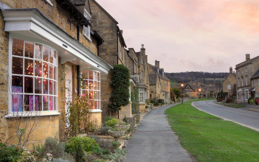 Visiting Broadway, Cotswolds: A local's guide - Explore the Cotswolds