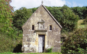Winchcombe and Sudeley Castle walk in the Cotswolds (3.7 miles circular)
