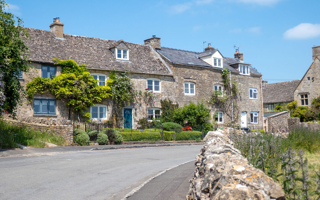 Stow-on-the-Wold to Lower Swell walk in the Cotswolds (5.3 miles circular)