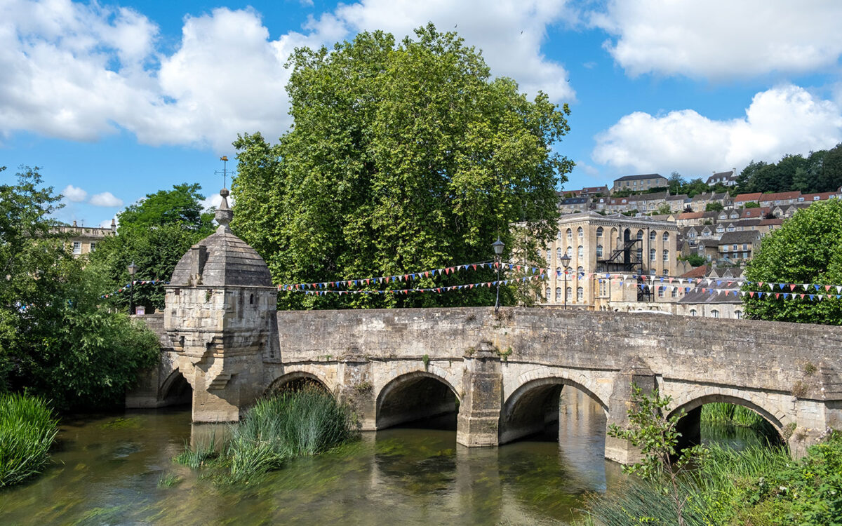 6 Easy Day Trips From Bath To Cotswolds without A Car 6-easy-day-trips-from-bath-to-cotswolds-without-a-car