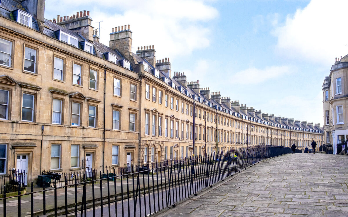 Self-guided walking tour of Bath (3.1 miles circular)