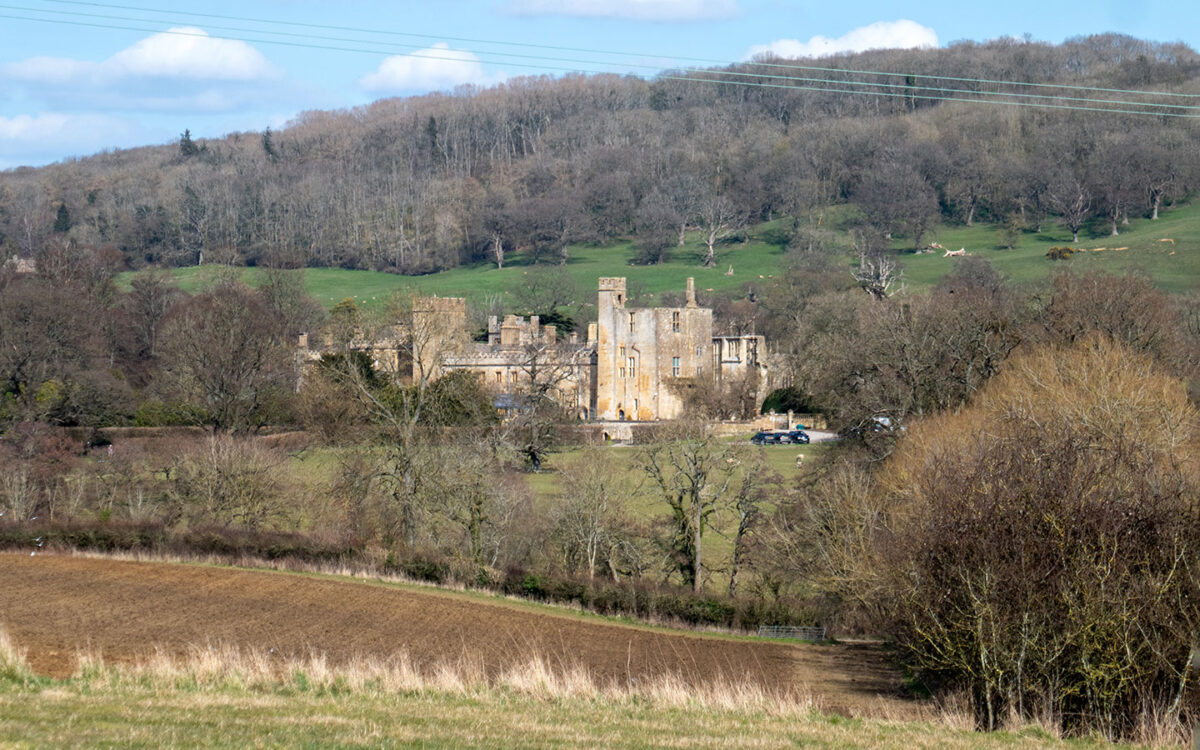 Winchcombe to Belas Knap walk in the Cotswolds (5.1 miles circular)